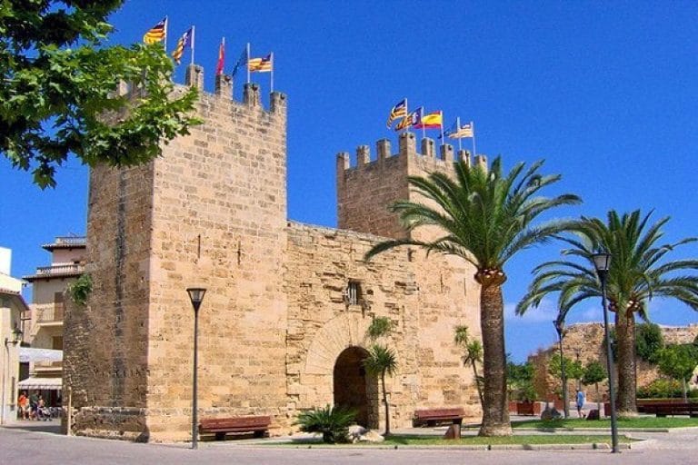 Alcúdia látnivalói - Mallorca nyaralás - utazol.